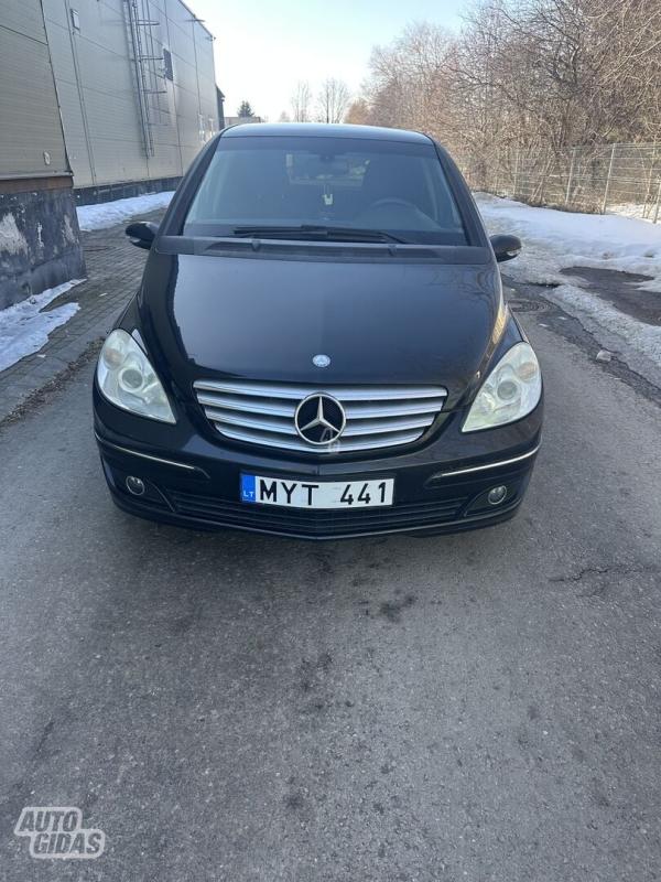 Mercedes-Benz 180 2007 Šauļi, ar dzinēja tilpumu 1.80 L un nobraukumu 292 tūkst. km par 2300 €, foto 3 vietnē AUTOMOTO.COM.LV