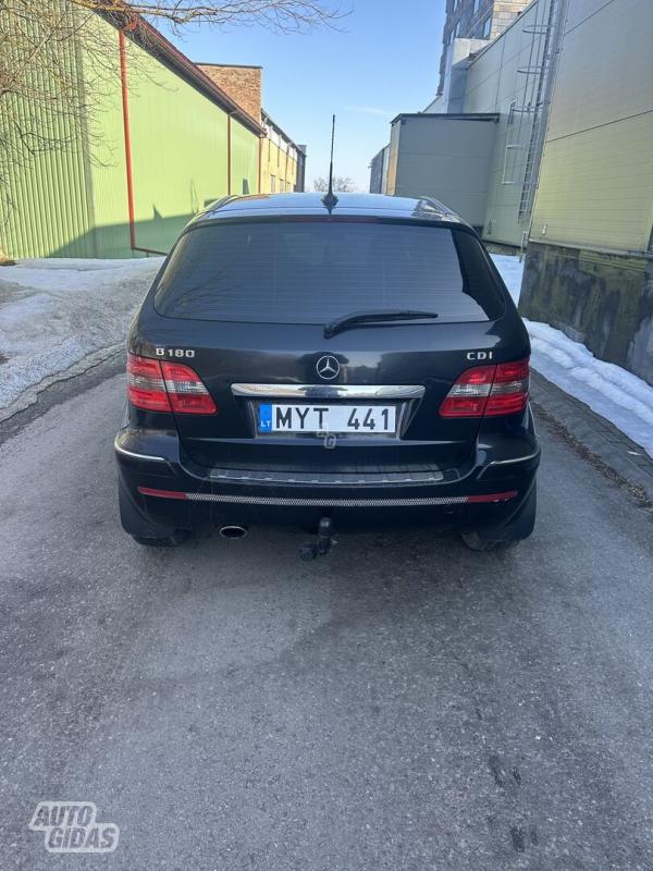 Mercedes-Benz 180 2007 Šauļi, ar dzinēja tilpumu 1.80 L un nobraukumu 292 tūkst. km par 2300 €, foto 5 vietnē AUTOMOTO.COM.LV