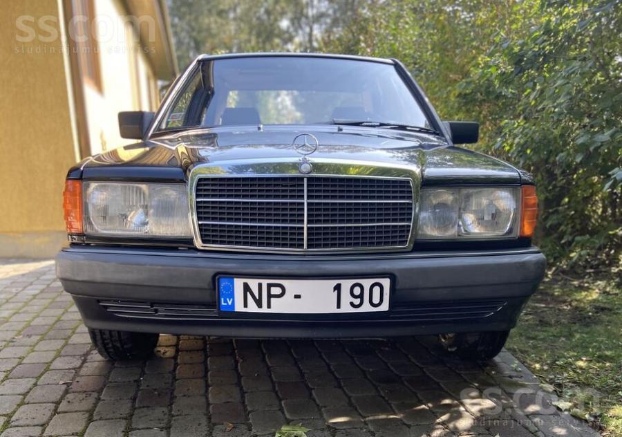 Melns Mercedes-Benz 190 1990 Rīga, ar dzinēja tilpumu 1.80 L un nobraukumu 389 tūkst. km par 3500 €, foto 4 vietnē AUTOMOTO.COM.LV