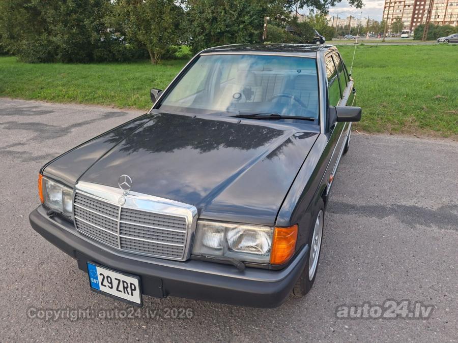 Melns Mercedes-Benz 190 1991 Tallina, ar dzinēja tilpumu 2.00 L un nobraukumu 211 tūkst. km par 4250 €, foto 3 vietnē AUTOMOTO.COM.LV