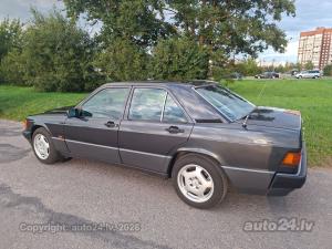 Melns Mercedes-Benz 190 1991 Tallina, ar dzinēja tilpumu 2.00 L un nobraukumu 211 tūkst. km par 4250 €, foto 7 vietnē AUTOMOTO.COM.LV
