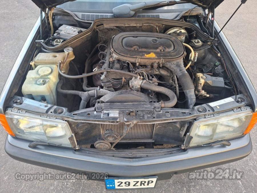 Melns Mercedes-Benz 190 1991 Tallina, ar dzinēja tilpumu 2.00 L un nobraukumu 211 tūkst. km par 4250 €, foto 13 vietnē AUTOMOTO.COM.LV
