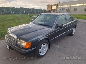 Black Mercedes-Benz 190 1991 in Tallinn, with an engine capacity of 2.00 L and mileage of 211 thousand km for 4250 €, photo  on AUTOMOTO.COM.LV