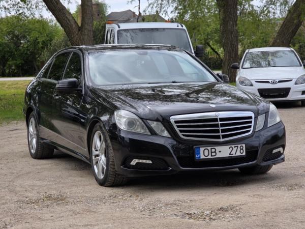 Melns Mercedes-Benz 190 2009 Rīga, ar dzinēja tilpumu 2.20 L un nobraukumu 320 tūkst. km par 7200 €, foto 8 vietnē AUTOMOTO.COM.LV