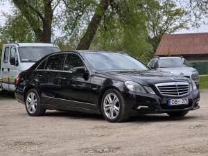 Black Mercedes-Benz 190 2009 in Grobiņa, with an engine capacity of 2.20 L and mileage of 320 thousand km for 7100 €, photo 8 on AUTOMOTO.COM.LV