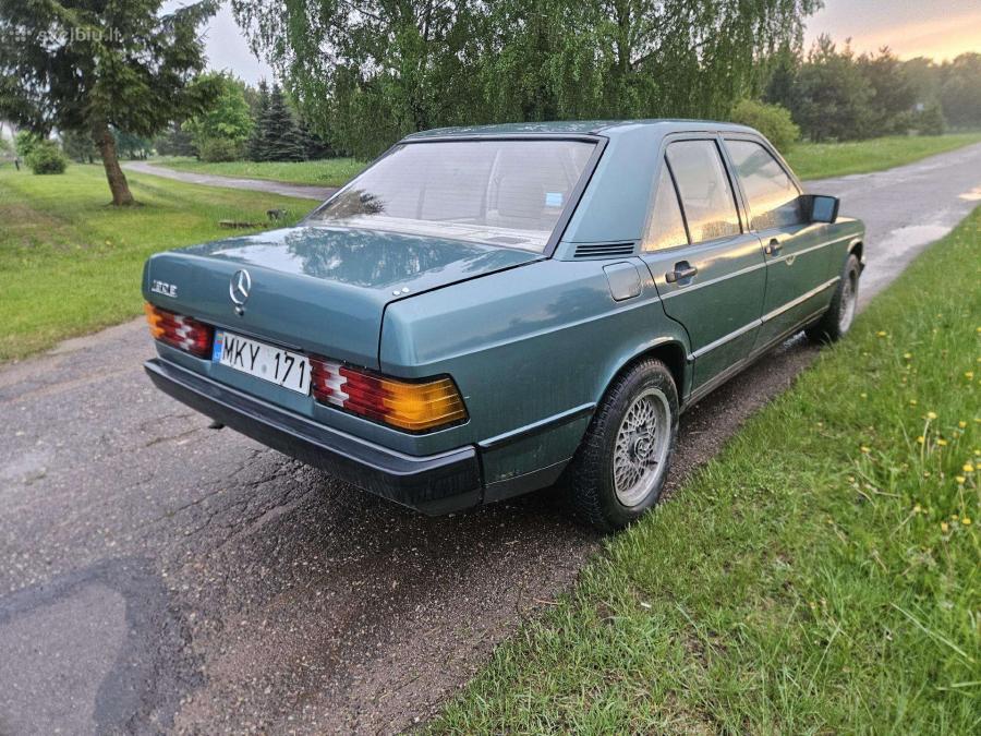 Zils Mercedes-Benz 190 1986 Kupiškis, ar dzinēja tilpumu 0.00 L un nobraukumu 189 tūkst. km par 2500 €, foto 4 vietnē AUTOMOTO.COM.LV