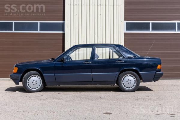 Zils Mercedes-Benz 190 1992 Talsi, ar dzinēja tilpumu 1.80 L un nobraukumu 116 tūkst. km par 6900 €, foto 8 vietnē AUTOMOTO.COM.LV