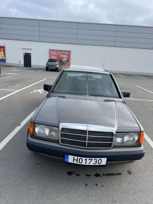 Brūns Mercedes-Benz 190 1989 Gargždai, ar dzinēja tilpumu 2.00 L un nobraukumu 306 tūkst. km par 3000 €, foto 3 vietnē AUTOMOTO.COM.LV