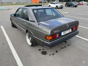 Brūns Mercedes-Benz 190 1989 Gargždai, ar dzinēja tilpumu 2.00 L un nobraukumu 306 tūkst. km par 3000 €, foto 8 vietnē AUTOMOTO.COM.LV