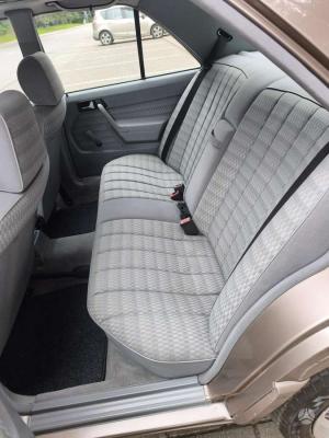 Brūns Mercedes-Benz 190 1989 Palanga, ar dzinēja tilpumu 2.30 L un nobraukumu 245 tūkst. km par 5500 €, foto 11 vietnē AUTOMOTO.COM.LV