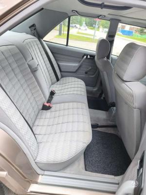 Brūns Mercedes-Benz 190 1989 Palanga, ar dzinēja tilpumu 2.30 L un nobraukumu 245 tūkst. km par 5500 €, foto 12 vietnē AUTOMOTO.COM.LV