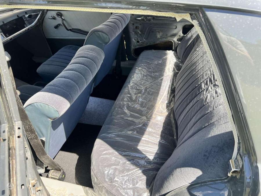 Pelēks Mercedes-Benz 190 1964 Kauņa, ar dzinēja tilpumu 1.90 L un nobraukumu 0 tūkst. km par 8100 €, foto 5 vietnē AUTOMOTO.COM.LV