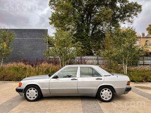 Pelēks Mercedes-Benz 190 1993 Rīga, ar dzinēja tilpumu 1.80 L un nobraukumu 307 tūkst. km par 4275 €, foto 5 vietnē AUTOMOTO.COM.LV