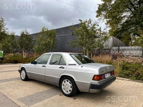 Pelēks Mercedes-Benz 190 1993 Rīga, ar dzinēja tilpumu 1.80 L un nobraukumu 307 tūkst. km par 4275 €, foto 6 vietnē AUTOMOTO.COM.LV
