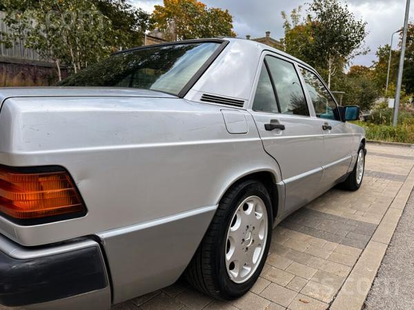 Pelēks Mercedes-Benz 190 1993 Rīga, ar dzinēja tilpumu 1.80 L un nobraukumu 307 tūkst. km par 4275 €, foto 8 vietnē AUTOMOTO.COM.LV