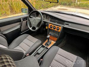 Pelēks Mercedes-Benz 190 1993 Rīga, ar dzinēja tilpumu 1.80 L un nobraukumu 307 tūkst. km par 4275 €, foto 10 vietnē AUTOMOTO.COM.LV