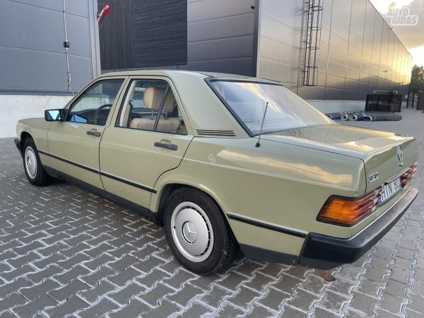 Mercedes-Benz 190 1983 in Siauliai, with an engine capacity of 2.00 L and mileage of 101 thousand km for 5200 €, photo 5 on AUTOMOTO.COM.LV