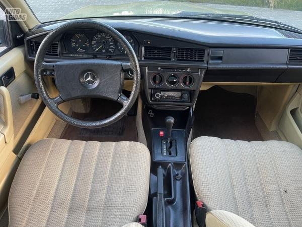 Mercedes-Benz 190 1983 in Siauliai, with an engine capacity of 2.00 L and mileage of 101 thousand km for 5200 €, photo 7 on AUTOMOTO.COM.LV