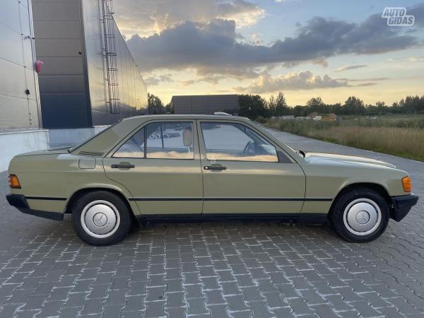 Mercedes-Benz 190 1983 in Siauliai, with an engine capacity of 2.00 L and mileage of 101 thousand km for 5199 €, photo 1 on AUTOMOTO.COM.LV