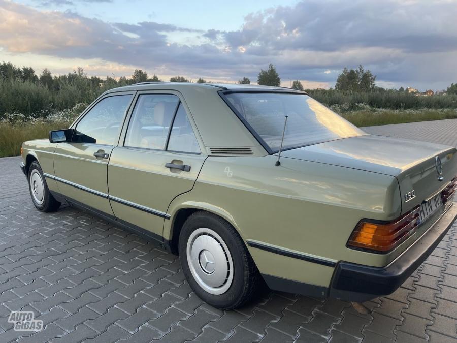 Mercedes-Benz 190 1983 Šauļi, ar dzinēja tilpumu 2.00 L un nobraukumu 101 tūkst. km par 5199 €, foto 7 vietnē AUTOMOTO.COM.LV