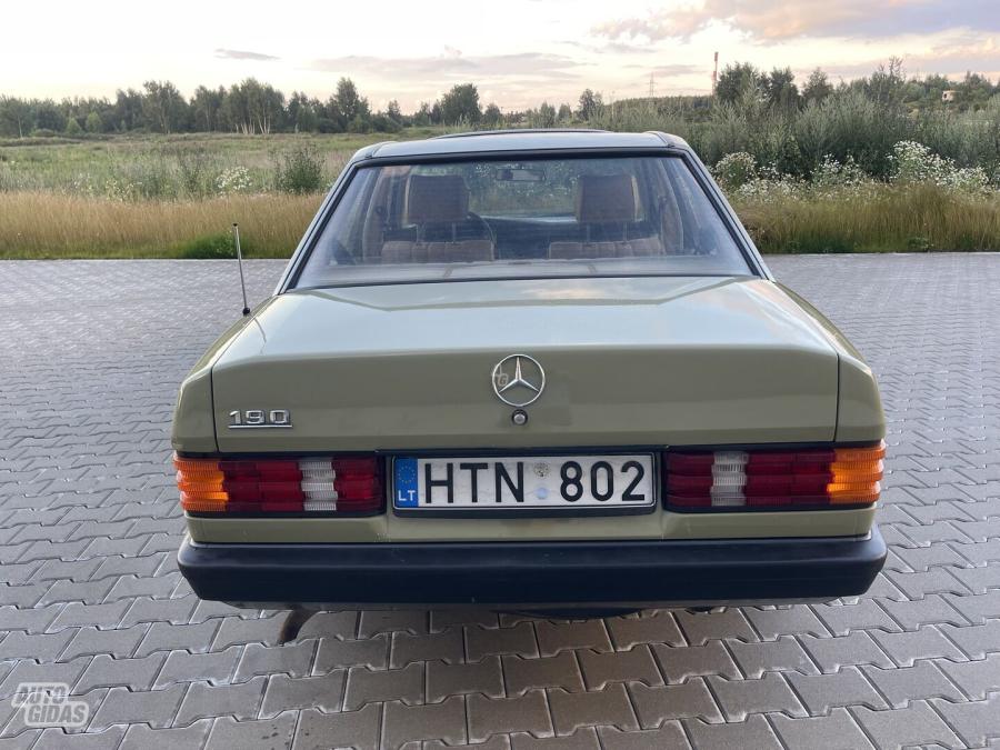 Mercedes-Benz 190 1983 Šauļi, ar dzinēja tilpumu 2.00 L un nobraukumu 101 tūkst. km par 5199 €, foto 8 vietnē AUTOMOTO.COM.LV