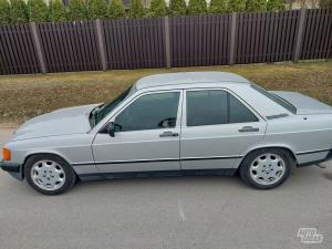 Mercedes-Benz 190 1986 in Siauliai, with an engine capacity of 2.00 L and mileage of 287 thousand km for 2099 €, photo  on AUTOMOTO.COM.LV