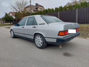 Mercedes-Benz 190 1986 Šauļi, ar dzinēja tilpumu 2.00 L un nobraukumu 287 tūkst. km par 2099 €, foto 4 vietnē AUTOMOTO.COM.LV