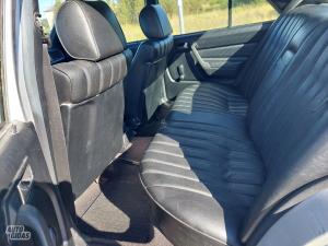 Mercedes-Benz 190 1986 Šauļi, ar dzinēja tilpumu 2.00 L un nobraukumu 287 tūkst. km par 2099 €, foto 7 vietnē AUTOMOTO.COM.LV