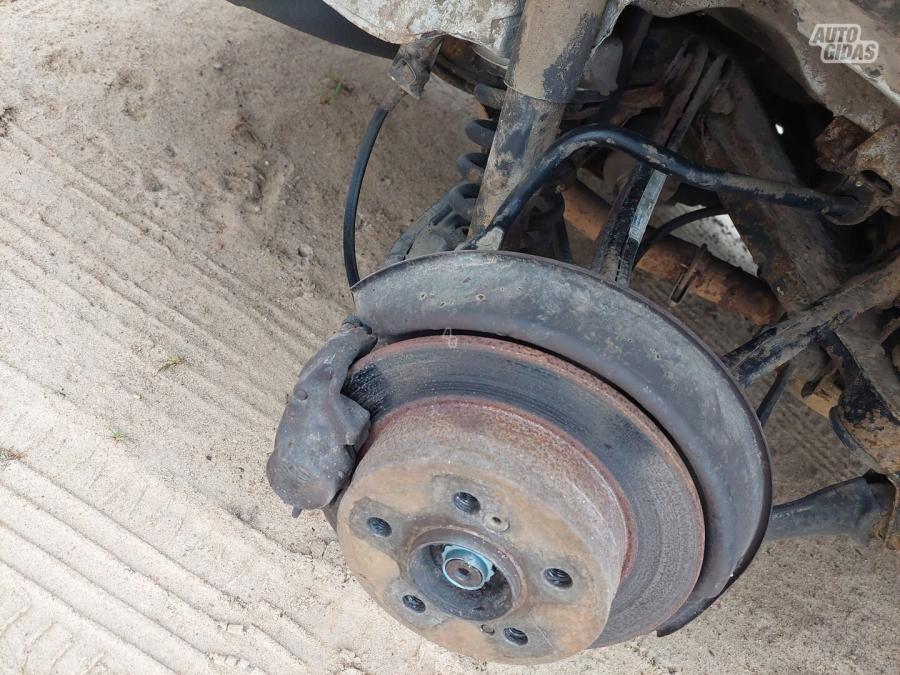 Mercedes-Benz 190 1986 Šauļi, ar dzinēja tilpumu 2.00 L un nobraukumu 287 tūkst. km par 2099 €, foto 18 vietnē AUTOMOTO.COM.LV