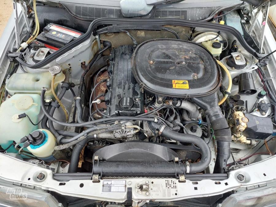 Mercedes-Benz 190 1986 Šauļi, ar dzinēja tilpumu 2.00 L un nobraukumu 287 tūkst. km par 2099 €, foto 35 vietnē AUTOMOTO.COM.LV