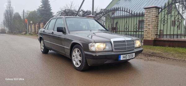 Mercedes-Benz 190 1988 in Vilnius, with an engine capacity of 2.30 L and mileage of 187 thousand km for 1999 €, photo 1 on AUTOMOTO.COM.LV