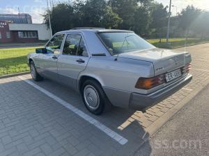 Mercedes-Benz 190 1990 in Riga, with an engine capacity of 2.00 L and mileage of 156 thousand km for 5600 €, photo 6 on AUTOMOTO.COM.LV
