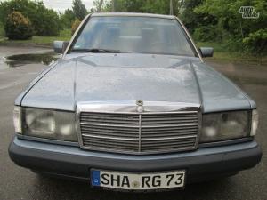Mercedes-Benz 190 1991 in Kelme, with an engine capacity of 2.00 L and mileage of 193 thousand km for 3950 €, photo 4 on AUTOMOTO.COM.LV
