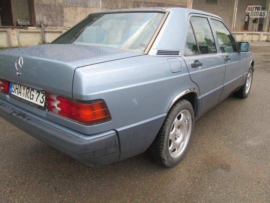 Mercedes-Benz 190 1991 in Kelme, with an engine capacity of 2.00 L and mileage of 193 thousand km for 3950 €, photo 8 on AUTOMOTO.COM.LV