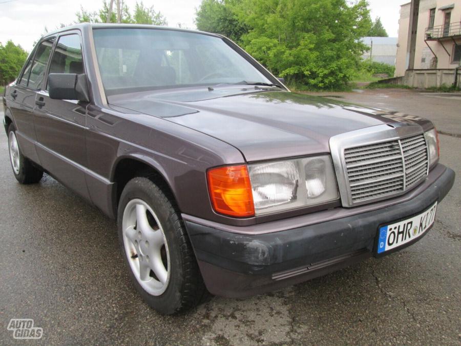 Mercedes-Benz 190 1991 in Kelme, with an engine capacity of 2.00 L and mileage of 193 thousand km for 3950 €, photo 23 on AUTOMOTO.COM.LV