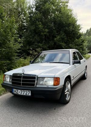 Balts Mercedes-Benz 190 1987 Kuldīga, ar dzinēja tilpumu 2.00 L un nobraukumu 282 tūkst. km par 3200 €, foto  vietnē AUTOMOTO.COM.LV