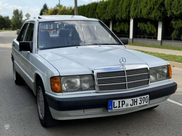 Мерседес 190 1990 в Мажейкяй на AUTOMOTO.COM.LV Белый Мерседес 190 1990 в Мажейкяй, объемом двигателя 2.00 л и пробегом 250 тыс. км за 4850 €, фото 10 на AUTOMOTO.COM.LV