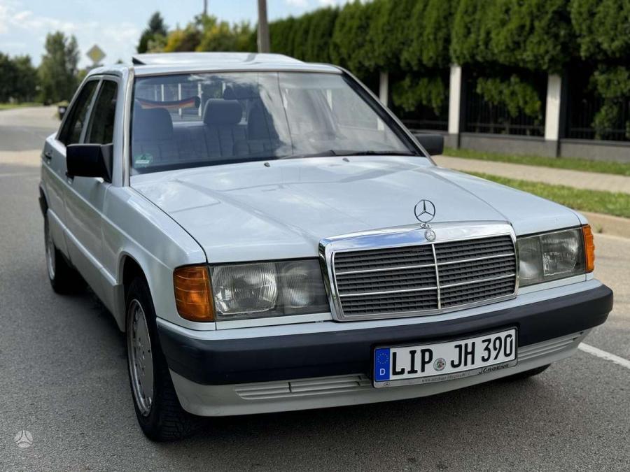 Balts Mercedes-Benz 190 1990 Mažeikiai, ar dzinēja tilpumu 2.00 L un nobraukumu 250 tūkst. km par 4800 €, foto 10 vietnē AUTOMOTO.COM.LV