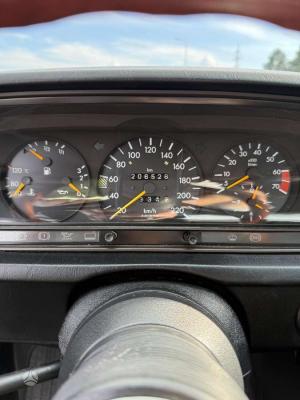 Белый Мерседес 190 1991 в Вильнюс, объемом двигателя 2.00 л и пробегом 206 тыс. км за 4200 €, фото 18 на AUTOMOTO.COM.LV