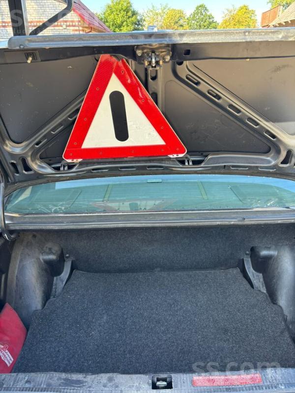 Balts Mercedes-Benz 190 1991 Jelgava, ar dzinēja tilpumu 1.90 L un nobraukumu 167 tūkst. km par 10000 €, foto 11 vietnē AUTOMOTO.COM.LV