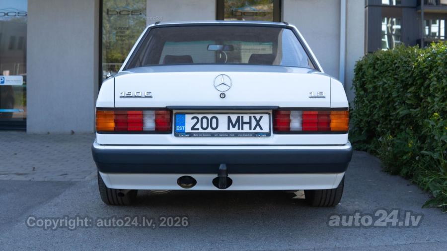 White Mercedes-Benz 190 1992 in Tallinn, with an engine capacity of 1.80 L and mileage of 321 thousand km for 4990 €, photo 7 on AUTOMOTO.COM.LV