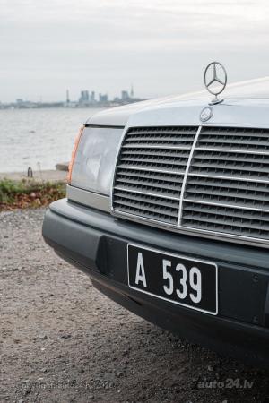 Smilšu krāsa Mercedes-Benz 200 1986 Tallina, ar dzinēja tilpumu 2.00 L un nobraukumu 158 tūkst. km par 11900 €, foto 10 vietnē AUTOMOTO.COM.LV