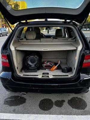Black Mercedes-Benz 200 2006 in Kedainiai, with an engine capacity of 2.04 L and mileage of 316 thousand km for 1000 €, photo 12 on AUTOMOTO.COM.LV