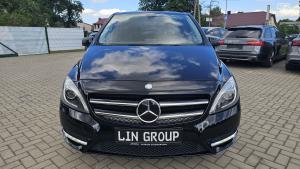 Black Mercedes-Benz 200 2012 in Prienai, with an engine capacity of 1.80 L and mileage of 238 thousand km for 7500 €, photo 3 on AUTOMOTO.COM.LV