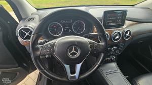 Black Mercedes-Benz 200 2012 in Prienai, with an engine capacity of 1.80 L and mileage of 238 thousand km for 7500 €, photo 12 on AUTOMOTO.COM.LV