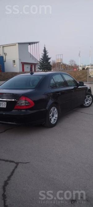 Melns Mercedes-Benz 200 2006 Ogre, ar dzinēja tilpumu 2.10 L un nobraukumu 364 tūkst. km par 2500 €, foto 3 vietnē AUTOMOTO.COM.LV