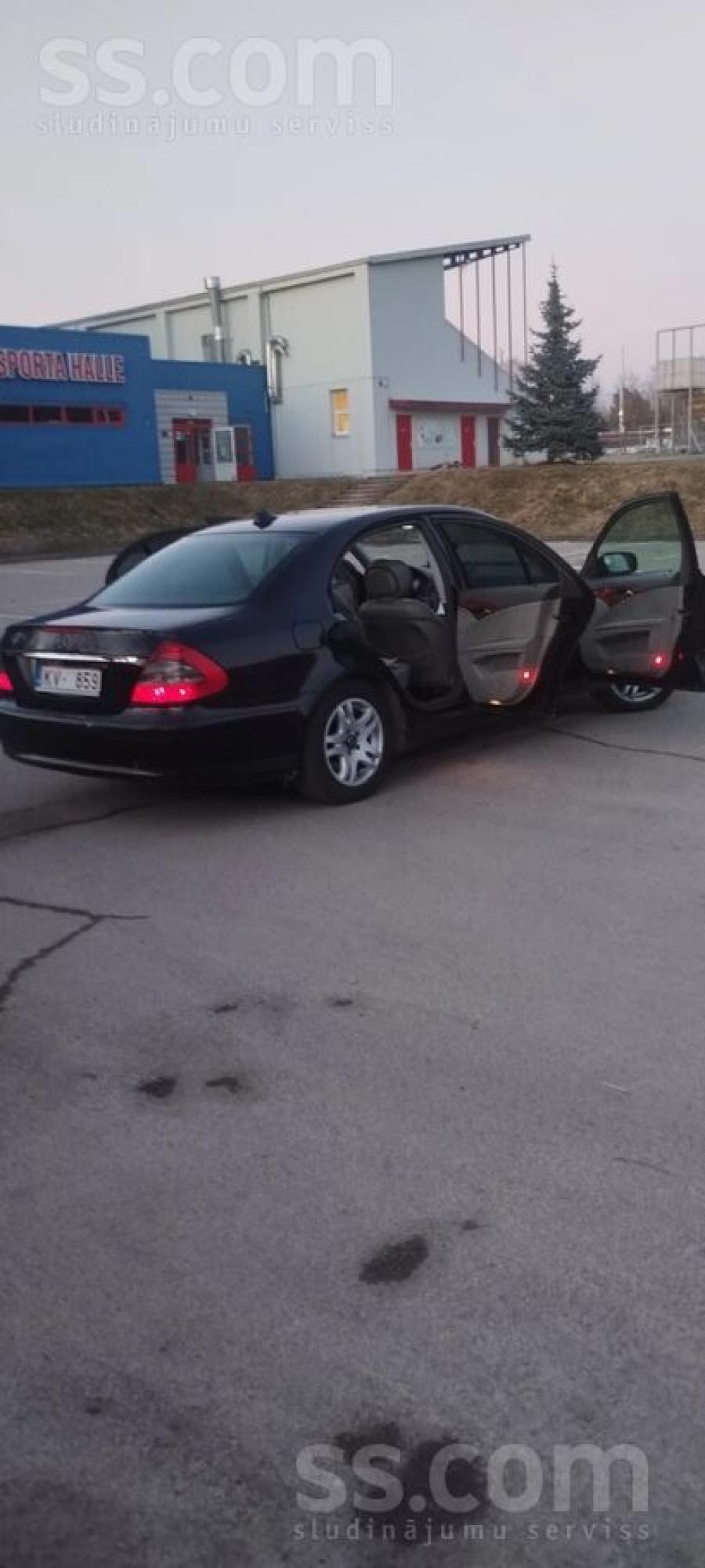 Melns Mercedes-Benz 200 2006 Ogre, ar dzinēja tilpumu 2.10 L un nobraukumu 364 tūkst. km par 2500 €, foto 10 vietnē AUTOMOTO.COM.LV