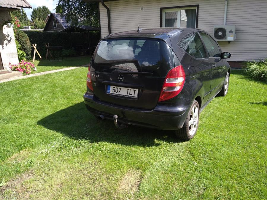 Melns Mercedes-Benz 200 2005 Tallina, ar dzinēja tilpumu 2.00 L un nobraukumu 341 tūkst. km par 750 €, foto 16 vietnē AUTOMOTO.COM.LV