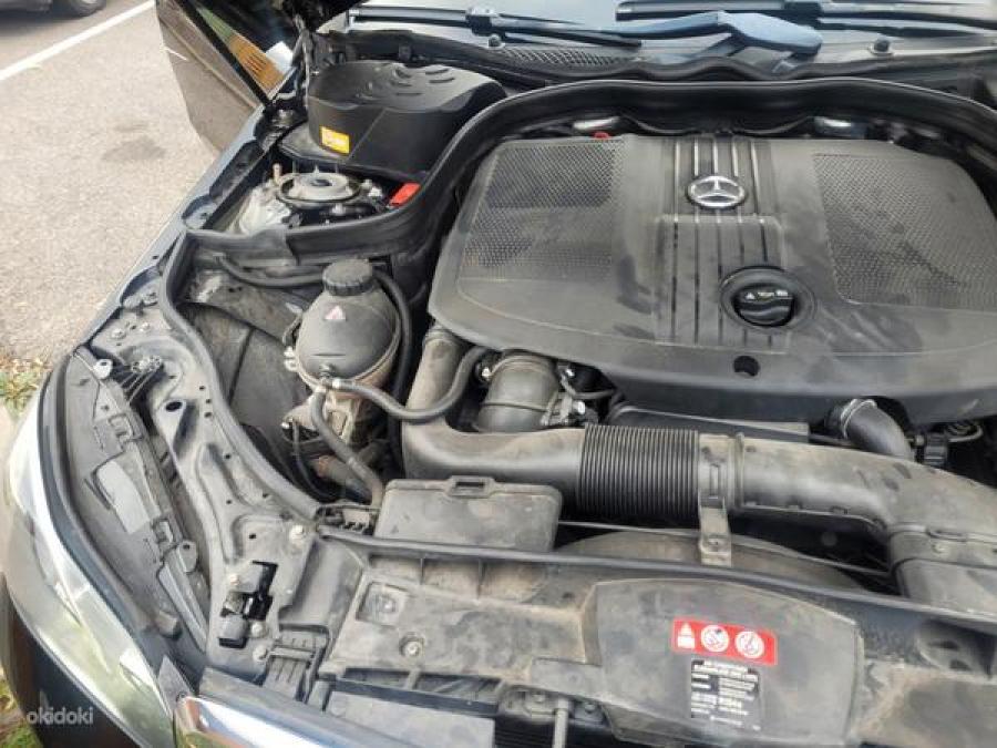 Black Mercedes-Benz 200 2016 in Tallinn, with an engine capacity of 2.00 L and mileage of 0 thousand km for 15500 €, photo 4 on AUTOMOTO.COM.LV