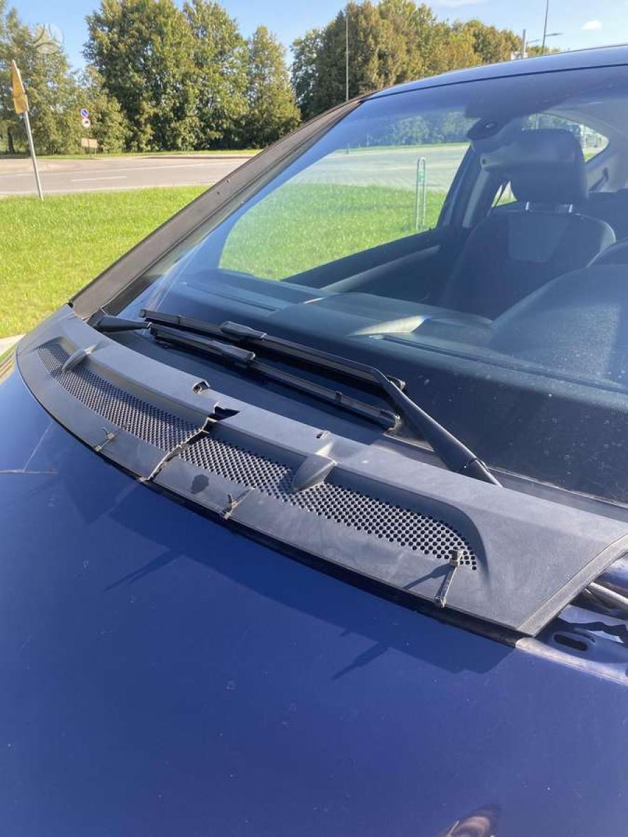 Blue Mercedes-Benz 200 2006 in Kaunas, with an engine capacity of 2.04 L and mileage of 196 thousand km for 1100 €, photo 9 on AUTOMOTO.COM.LV
